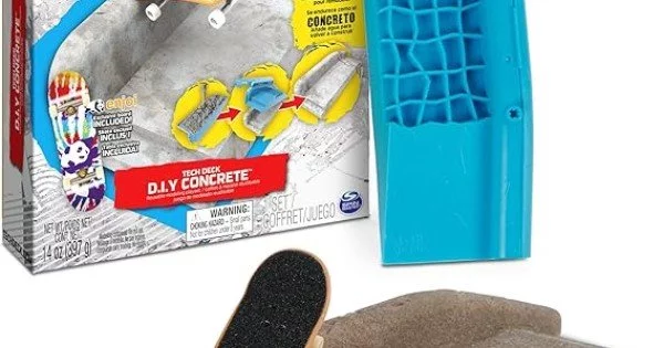Tech Deck DIY Concrete Reusable Modeling Playset